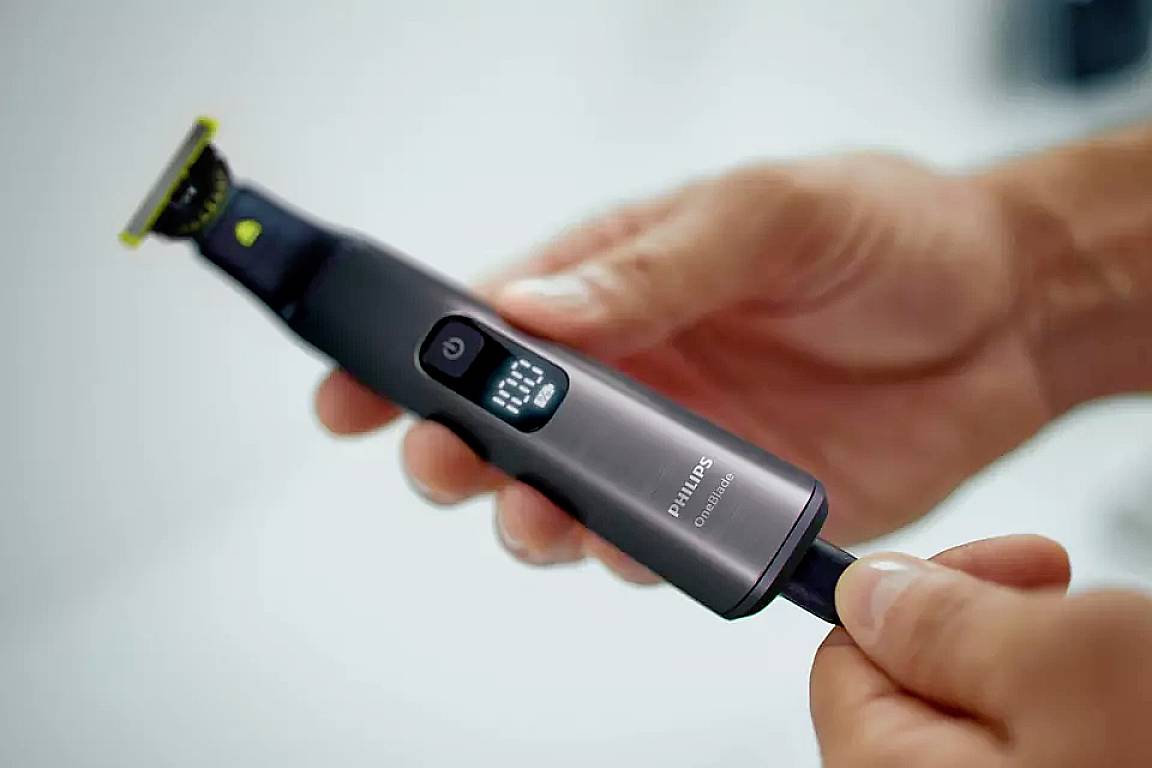 Philips Bodycare OneBlade Pro 360 Rasierer abwaschbar Grun Schwarz kaufen