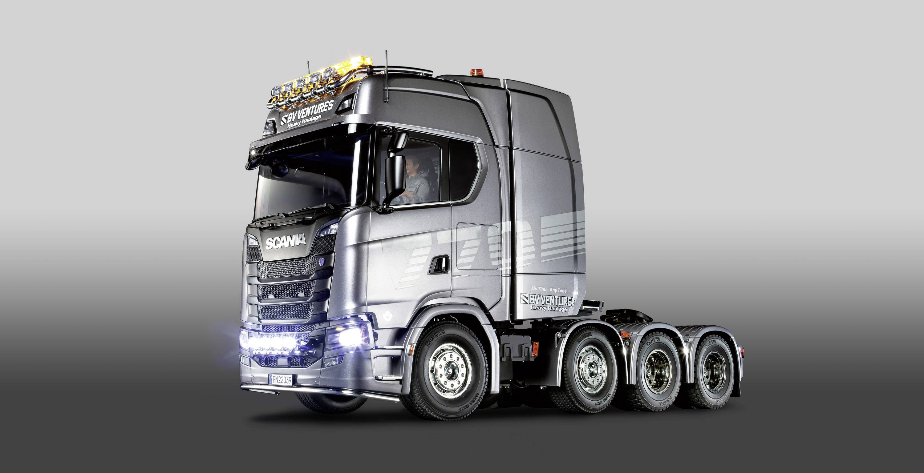 Tamiya 56371-600 1:14 RC Scania 770 S 8x4/4 1:14 Elektro RC Modell-LKW ...