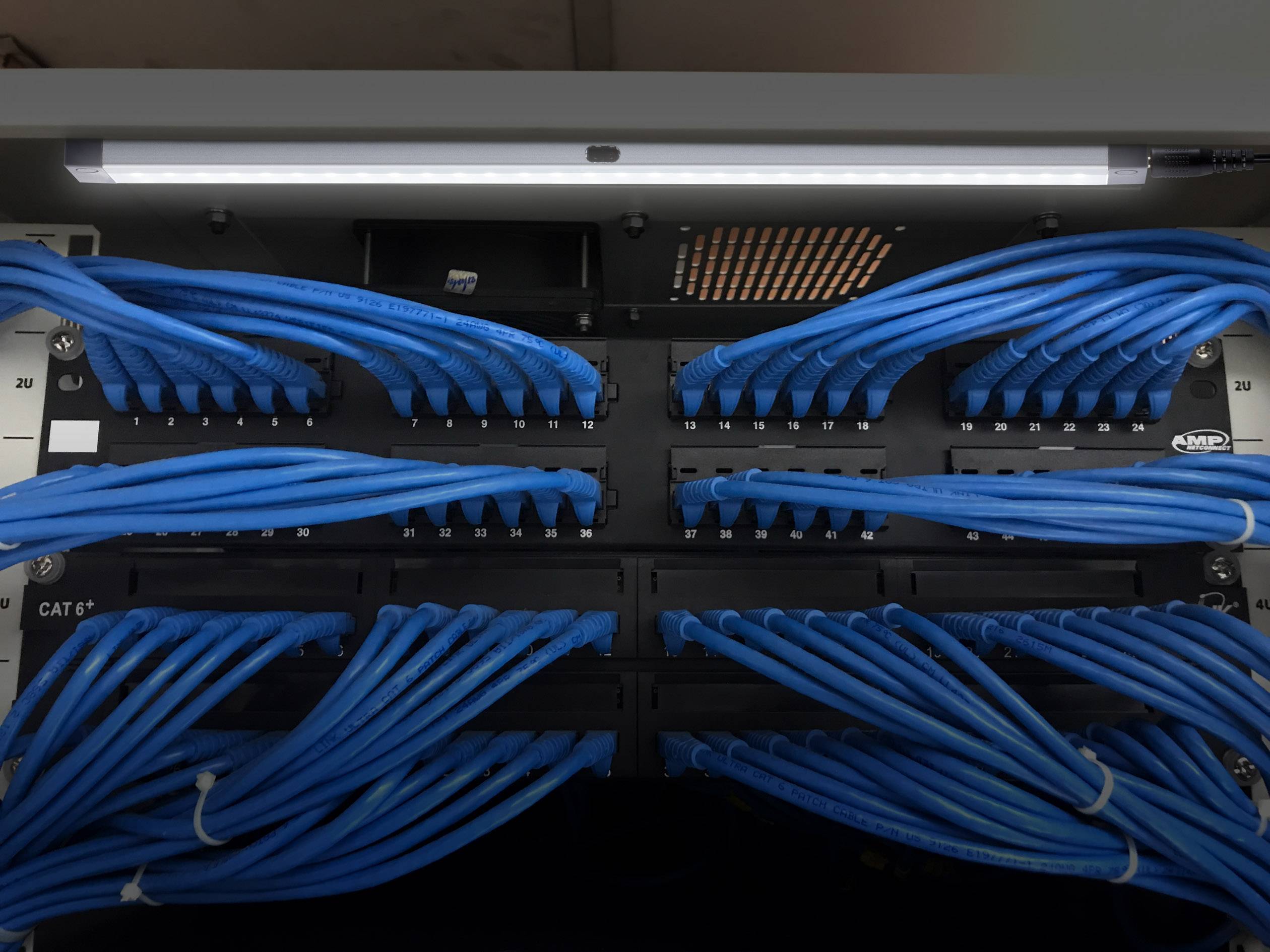 Renkforce RF-3794904 19 inch Server rack cabinet light Silver | Conrad.com