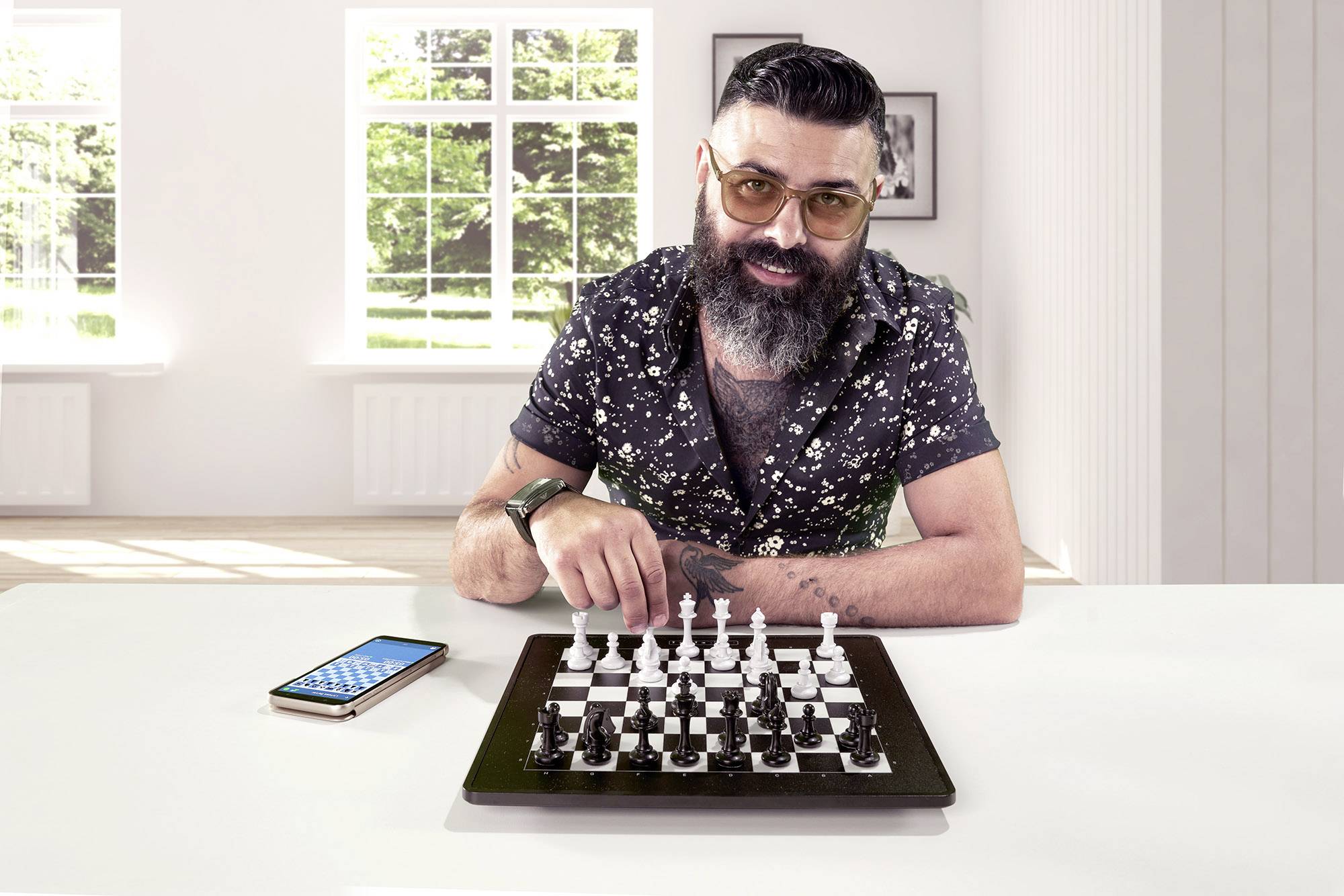 Buy Millennium eONE Chess computer Bluetooth® + USB | Conrad Electronic