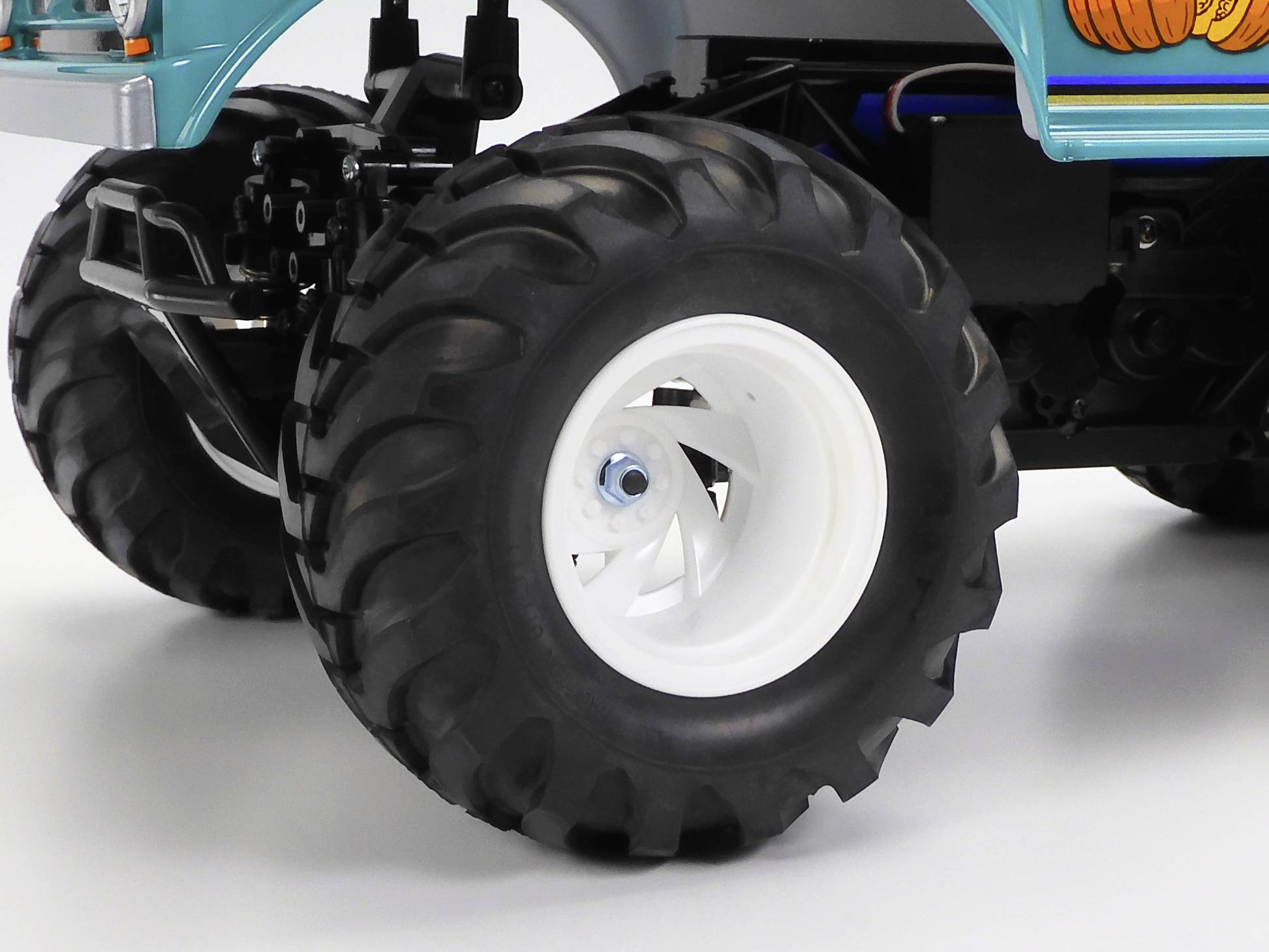 Tamiya Squash Van 1:10 Auto RC électrique Monstertruck 4 roues motrices ...