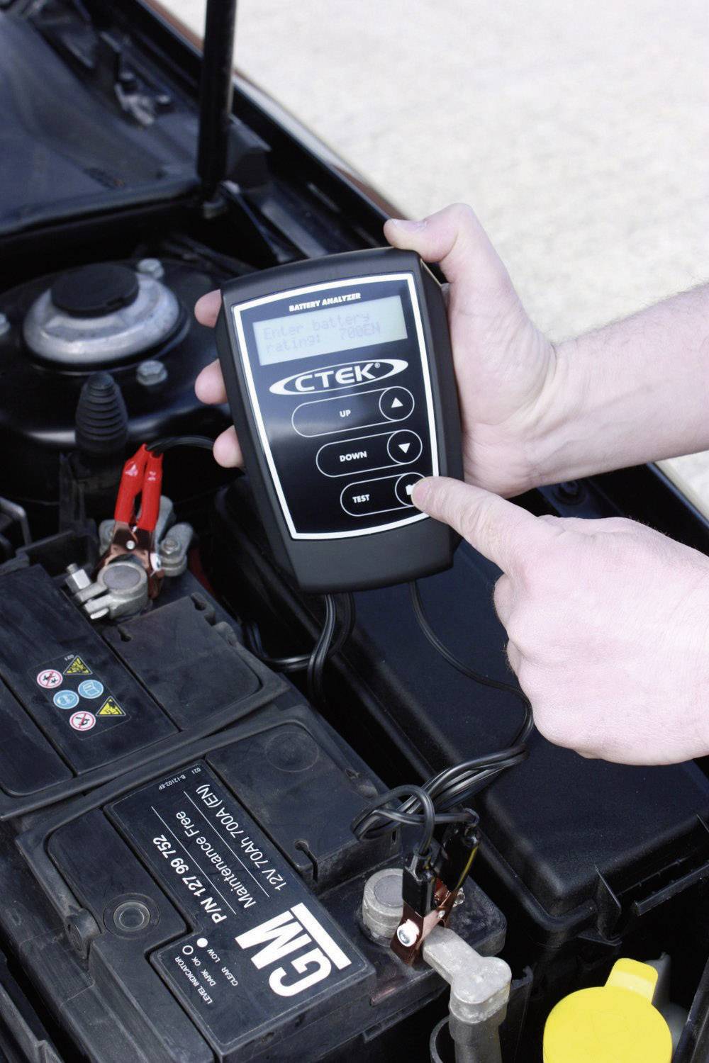 Testeur de batterie de voiture 12 V CTEK 56-924 test d'accu | Conrad.fr